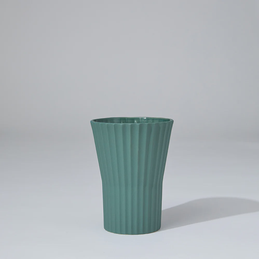 Athena Ripple Vase - Moss – Spaces2538